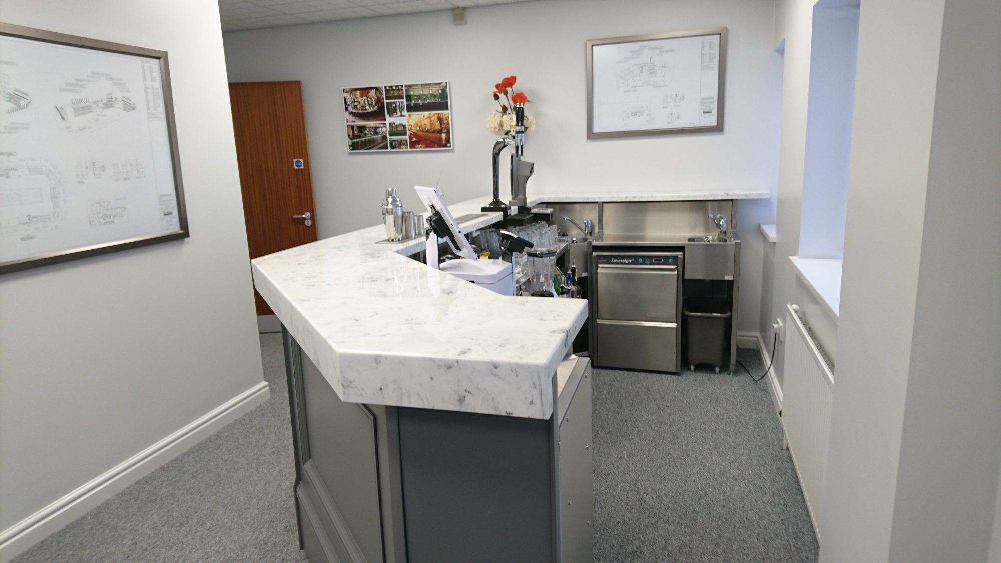 How to Build a Bar in Minutes with Servaclean | Servaclean Bar Systems