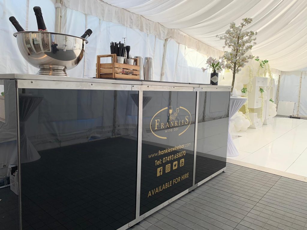 Why Bars Are Stealing the Show at Events and Venues - Servaclean Bar ...